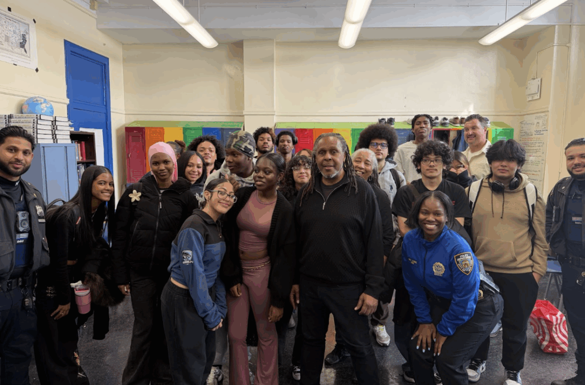 Police Officers Joined a West Harlem High School Class — for Theater ...